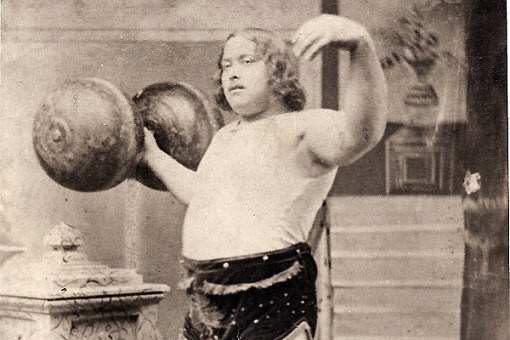 Louis Cyr: El hombre más fuerte que ha existido - El Gallinazo